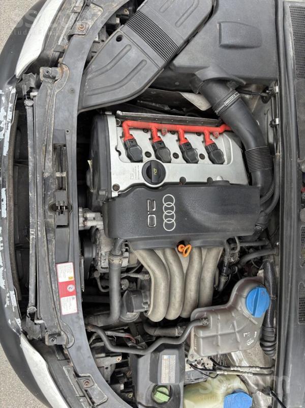 Audi A4 2001 Rīga, ar dzinēja tilpumu 2.00 L un nobraukumu 289 tūkst. km par 1200 €, foto 9 vietnē AUTOMOTO.COM.LV