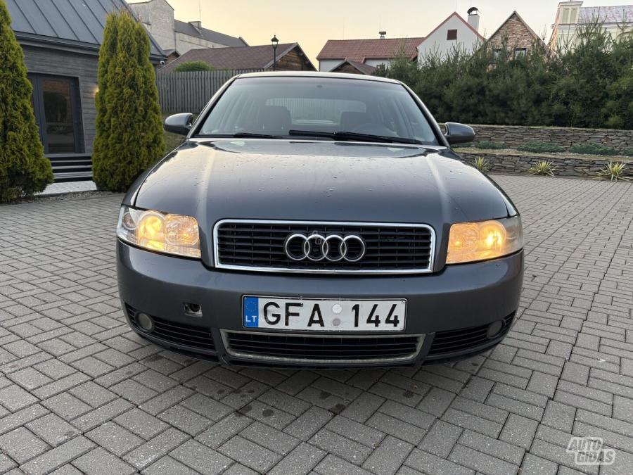 Audi A4 2001 Viļņa, ar dzinēja tilpumu 1.90 L un nobraukumu 339 tūkst. km par 1300 €, foto 10 vietnē AUTOMOTO.COM.LV