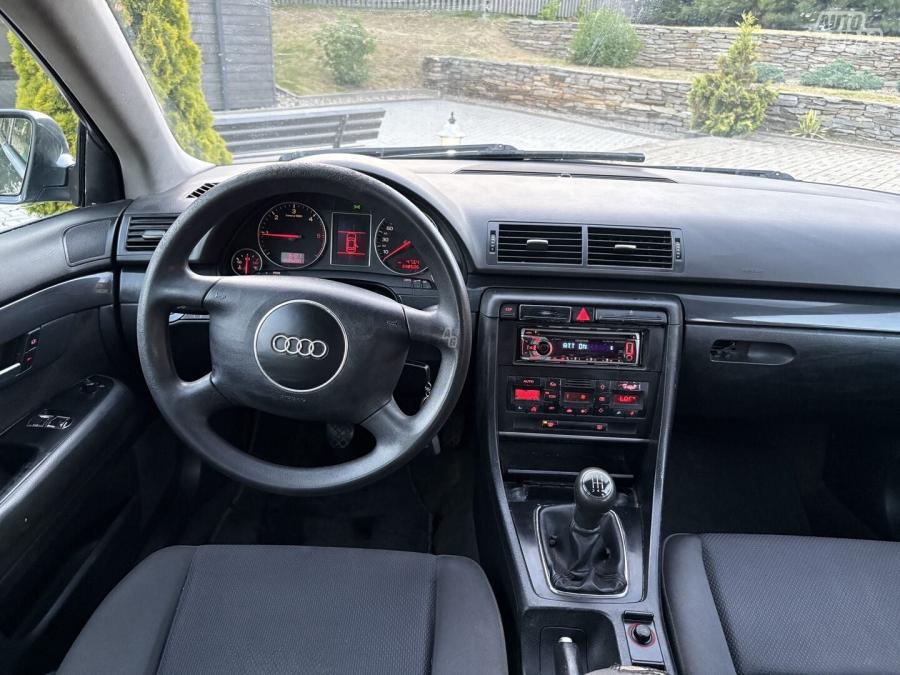 Audi A4 2001 Viļņa, ar dzinēja tilpumu 1.90 L un nobraukumu 339 tūkst. km par 1300 €, foto 18 vietnē AUTOMOTO.COM.LV