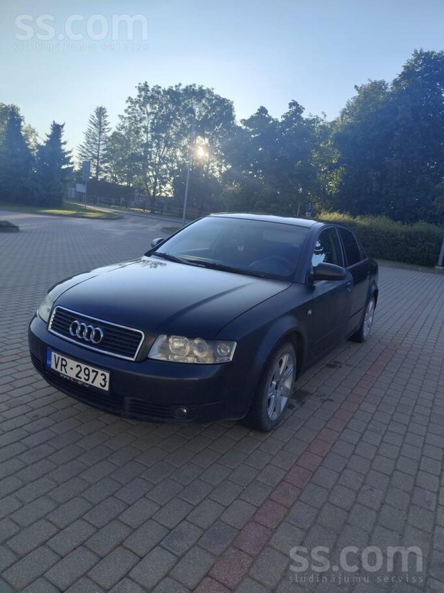 Audi A4 2001 Dobele, ar dzinēja tilpumu 1.90 L un nobraukumu 370 tūkst. km par 960 €, foto 1 vietnē AUTOMOTO.COM.LV