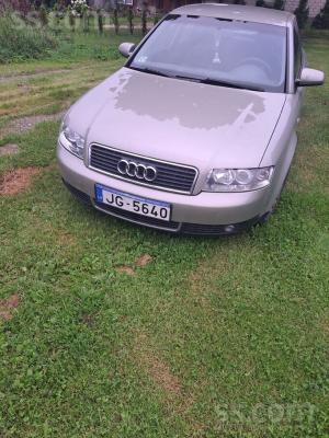 Audi A4 2001 Valmiera, ar dzinēja tilpumu 2.00 L un nobraukumu 274 tūkst. km par 1000 €, foto  vietnē AUTOMOTO.COM.LV