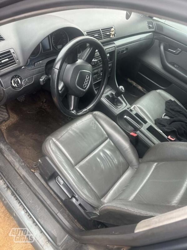 Ауди А4 2001 в Алитус на AUTOMOTO.COM.LV Ауди А4 2001 в Алитус, объемом двигателя 1.90 л и пробегом 360 тыс. км за 850 €, фото 5 на AUTOMOTO.COM.LV
