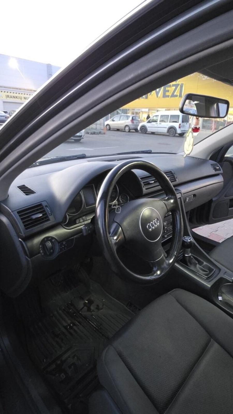Audi A4 2001 Kauņa, ar dzinēja tilpumu 1.90 L un nobraukumu 318 tūkst. km par 1400 €, foto 13 vietnē AUTOMOTO.COM.LV