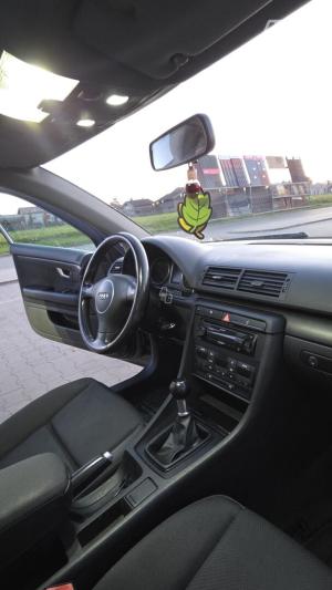 Audi A4 2001 Kauņa, ar dzinēja tilpumu 1.90 L un nobraukumu 318 tūkst. km par 1400 €, foto 15 vietnē AUTOMOTO.COM.LV