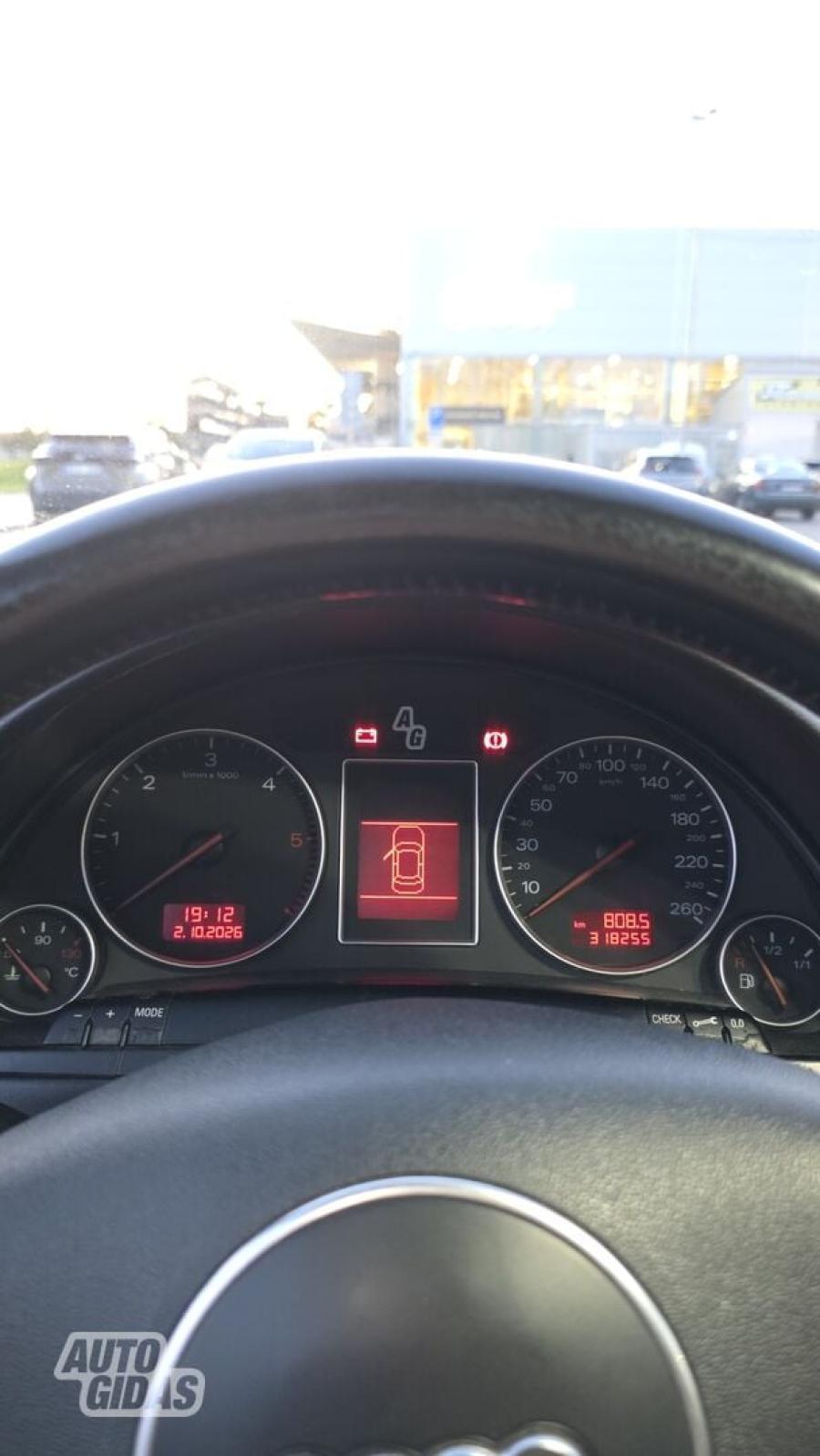 Audi A4 2001 Kauņa, ar dzinēja tilpumu 1.90 L un nobraukumu 318 tūkst. km par 1400 €, foto 22 vietnē AUTOMOTO.COM.LV