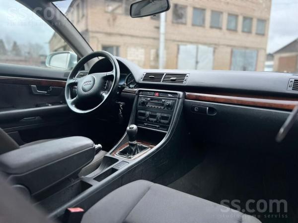 Audi A4 2002 Rēzekne, ar dzinēja tilpumu 1.90 L un nobraukumu 260 tūkst. km par 1453 €, foto 7 vietnē AUTOMOTO.COM.LV