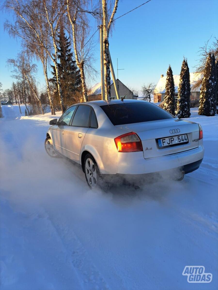 Audi A4 2002 in Pasvalys, with an engine capacity of 2.50 L and mileage of 345 thousand km for 1300 €, photo 4 on AUTOMOTO.COM.LV