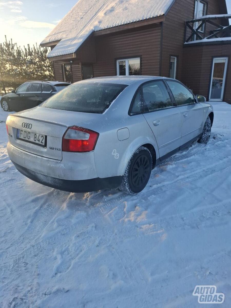 Audi A4 2002 in Elektrenai, with an engine capacity of 1.90 L and mileage of 368 thousand km for 1300 €, photo 7 on AUTOMOTO.COM.LV