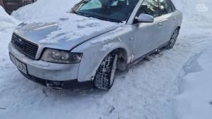 Audi A4 2002 Panevēža, ar dzinēja tilpumu 2.50 L un nobraukumu 340 tūkst. km par 800 €, foto 5 vietnē AUTOMOTO.COM.LV