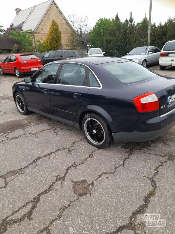 Audi A4 2002 Joniškis, ar dzinēja tilpumu 1.90 L un nobraukumu 320 tūkst. km par 820 €, foto 2 vietnē AUTOMOTO.COM.LV