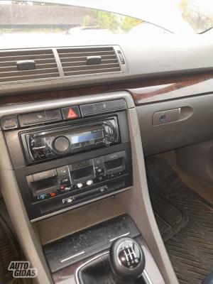 Audi A4 2002 Joniškis, ar dzinēja tilpumu 1.90 L un nobraukumu 320 tūkst. km par 820 €, foto 9 vietnē AUTOMOTO.COM.LV