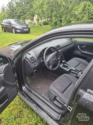 Audi A4 2002 in Kretinga, with an engine capacity of 1.60 L and mileage of 254 thousand km for 999 €, photo 4 on AUTOMOTO.COM.LV