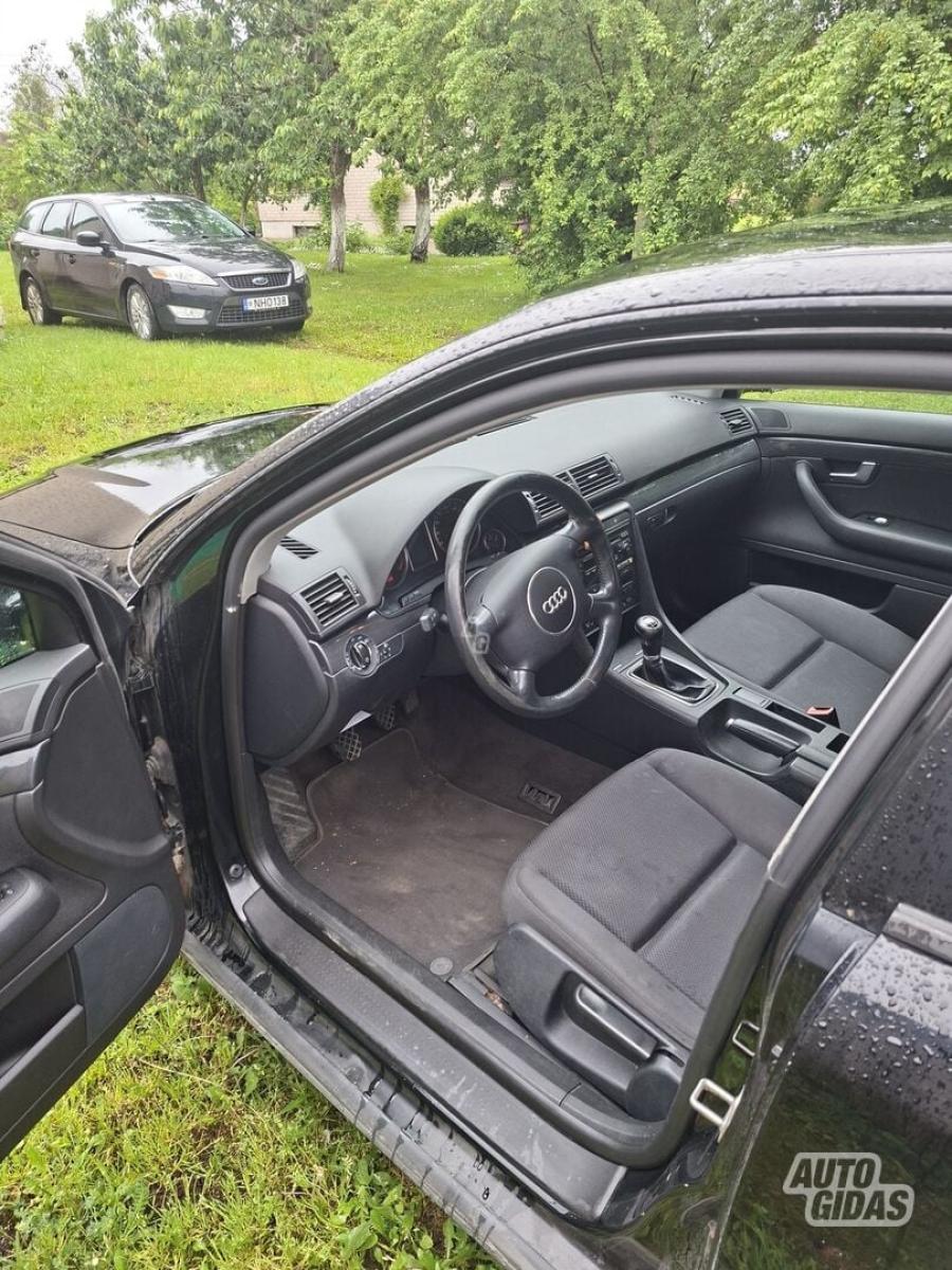 Audi A4 2002 in Kretinga, with an engine capacity of 1.60 L and mileage of 254 thousand km for 999 €, photo 4 on AUTOMOTO.COM.LV