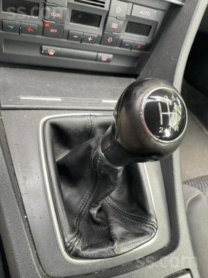 Audi A4 2002 in Riga, with an engine capacity of 1.90 L and mileage of 402 thousand km for 1200 €, photo 11 on AUTOMOTO.COM.LV