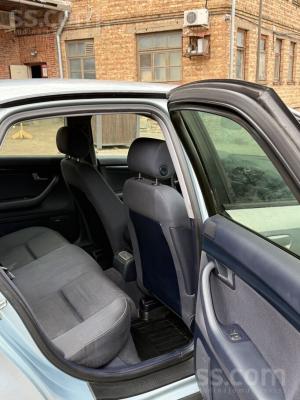 Audi A4 2002 Kuldīga, ar dzinēja tilpumu 3.00 L un nobraukumu 368 tūkst. km par 1650 €, foto 11 vietnē AUTOMOTO.COM.LV