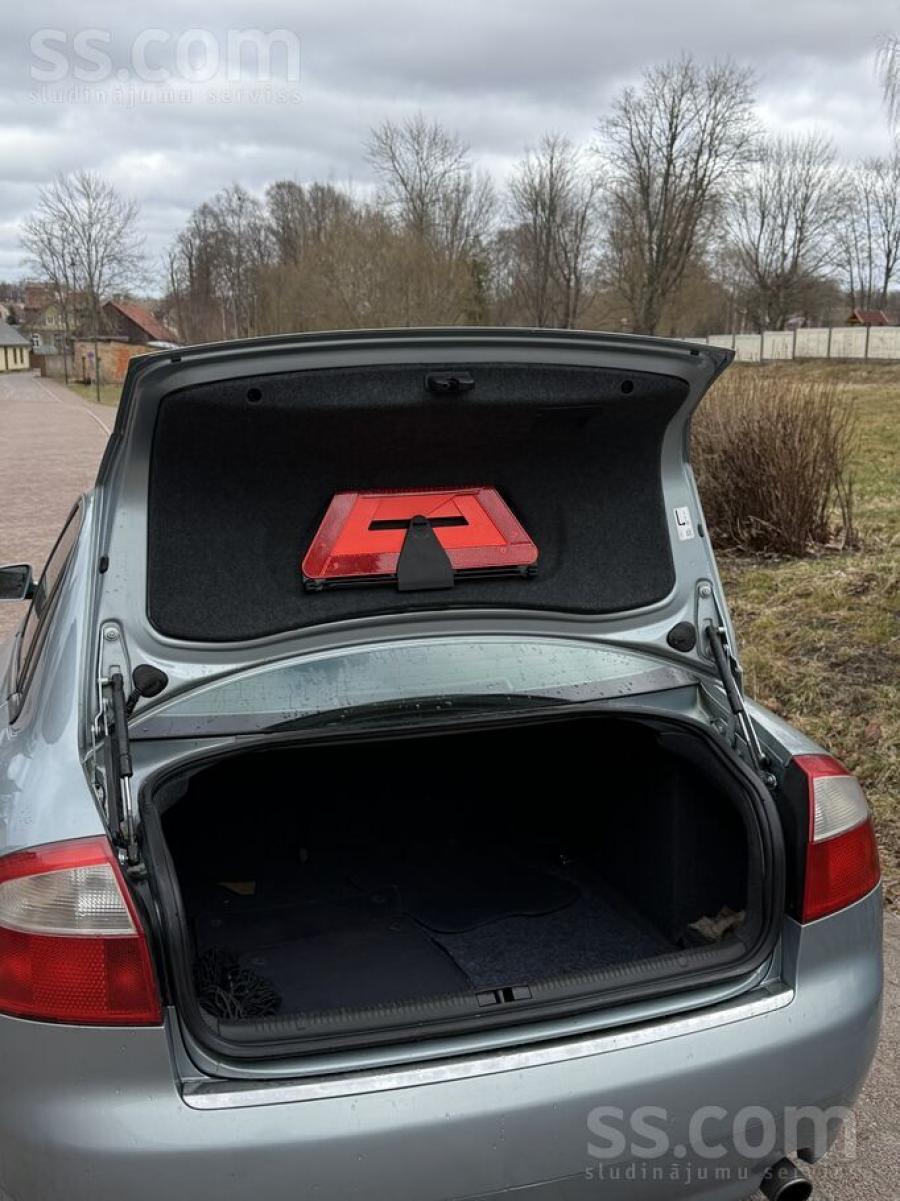 Audi A4 2002 Kuldīga, ar dzinēja tilpumu 3.00 L un nobraukumu 368 tūkst. km par 1650 €, foto 21 vietnē AUTOMOTO.COM.LV