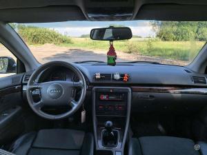 Audi A4 2002 Plungė, ar dzinēja tilpumu 1.90 L un nobraukumu 393 tūkst. km par 800 €, foto 10 vietnē AUTOMOTO.COM.LV