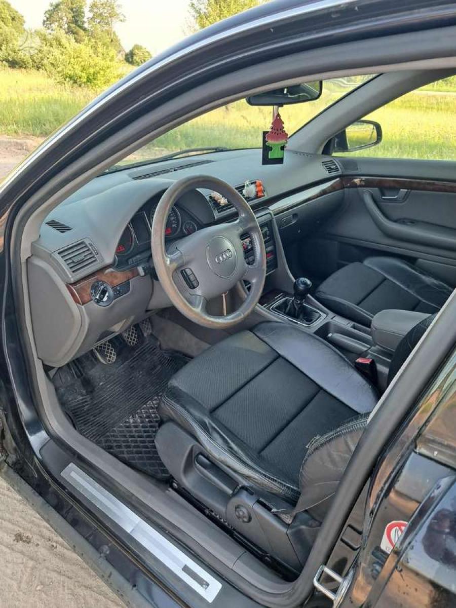 Audi A4 2002 Plungė, ar dzinēja tilpumu 1.90 L un nobraukumu 393 tūkst. km par 800 €, foto 11 vietnē AUTOMOTO.COM.LV