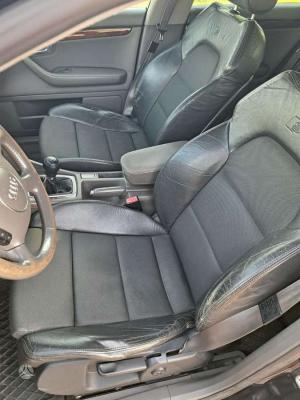 Audi A4 2002 Plungė, ar dzinēja tilpumu 1.90 L un nobraukumu 393 tūkst. km par 800 €, foto 13 vietnē AUTOMOTO.COM.LV