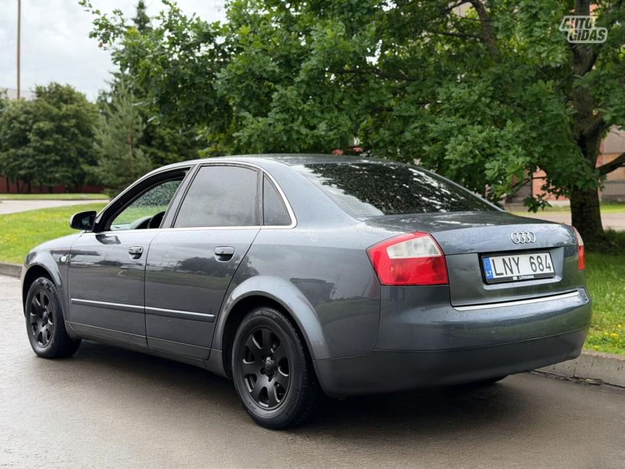 Ауди А4 2002 в Каунас, объемом двигателя 1.90 л и пробегом 201 тыс. км за 1500 €, фото 5 на AUTOMOTO.COM.LV