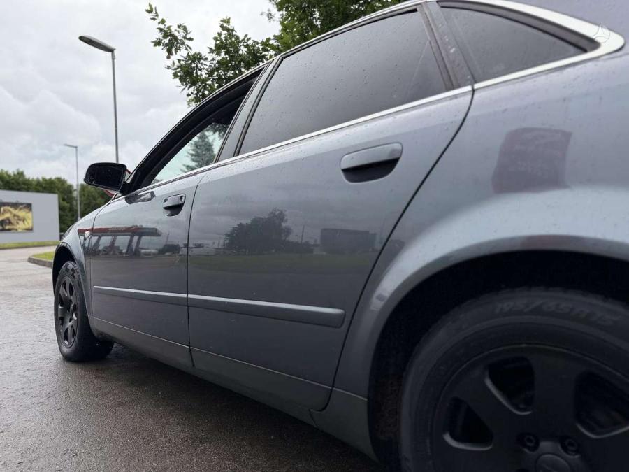 Audi A4 2002 Kauņa, ar dzinēja tilpumu 1.90 L un nobraukumu 201 tūkst. km par 1500 €, foto 6 vietnē AUTOMOTO.COM.LV