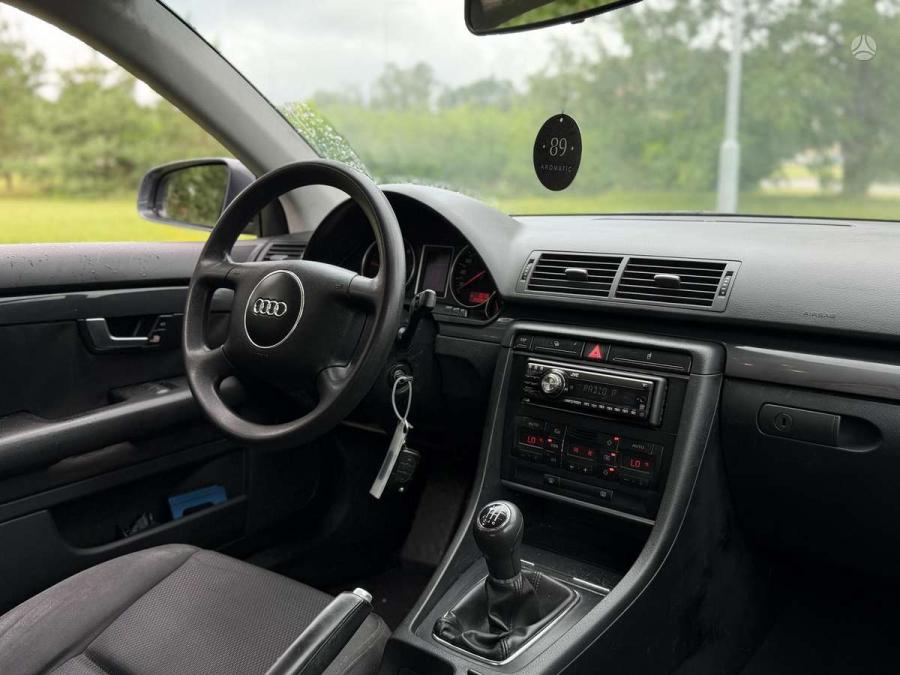 Audi A4 2002 Kauņa, ar dzinēja tilpumu 1.90 L un nobraukumu 201 tūkst. km par 1500 €, foto 8 vietnē AUTOMOTO.COM.LV