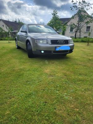 Audi A4 2002 in Kelme, with an engine capacity of 1.80 L and mileage of 306 thousand km for 1500 €, photo 4 on AUTOMOTO.COM.LV