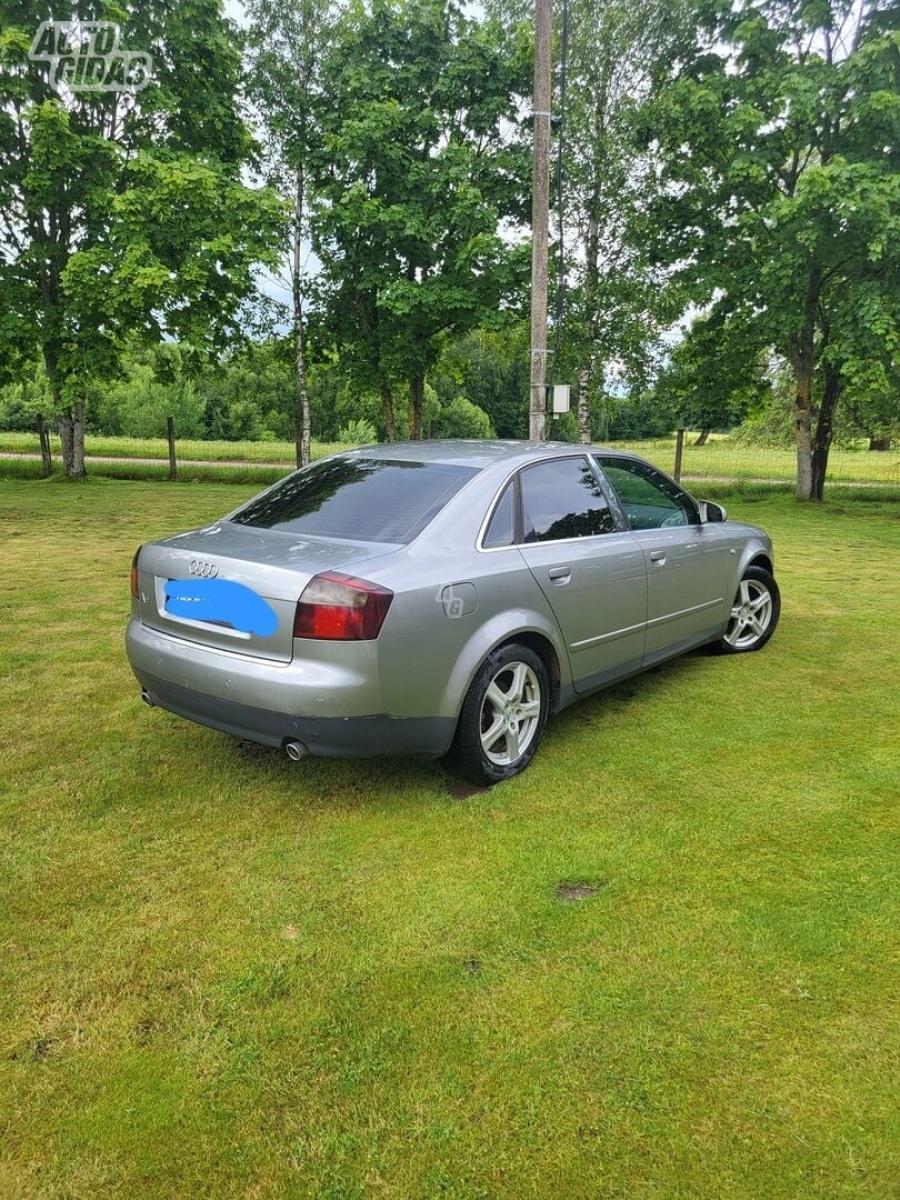 Audi A4 2002 in Kelme, with an engine capacity of 1.80 L and mileage of 306 thousand km for 1500 €, photo 9 on AUTOMOTO.COM.LV