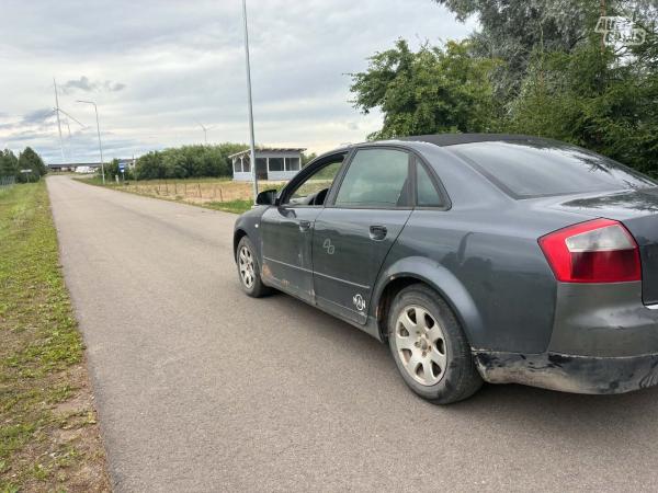Audi A4 2002 Telšiai, ar dzinēja tilpumu 1.90 L un nobraukumu 300 tūkst. km par 550 €, foto 6 vietnē AUTOMOTO.COM.LV