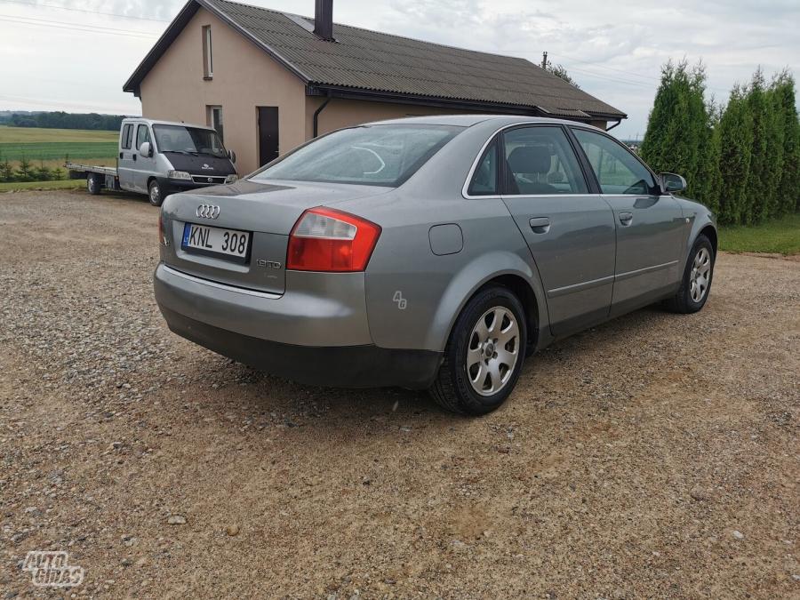 Audi A4 2002 in Elektrenai, with an engine capacity of 1.90 L and mileage of 419 thousand km for 1350 €, photo 5 on AUTOMOTO.COM.LV