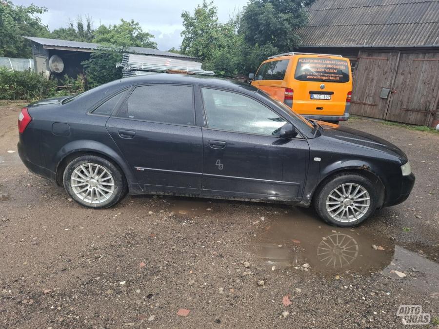 Audi A4 2002 Telšiai, ar dzinēja tilpumu 1.90 L un nobraukumu 300 tūkst. km par 770 €, foto 6 vietnē AUTOMOTO.COM.LV