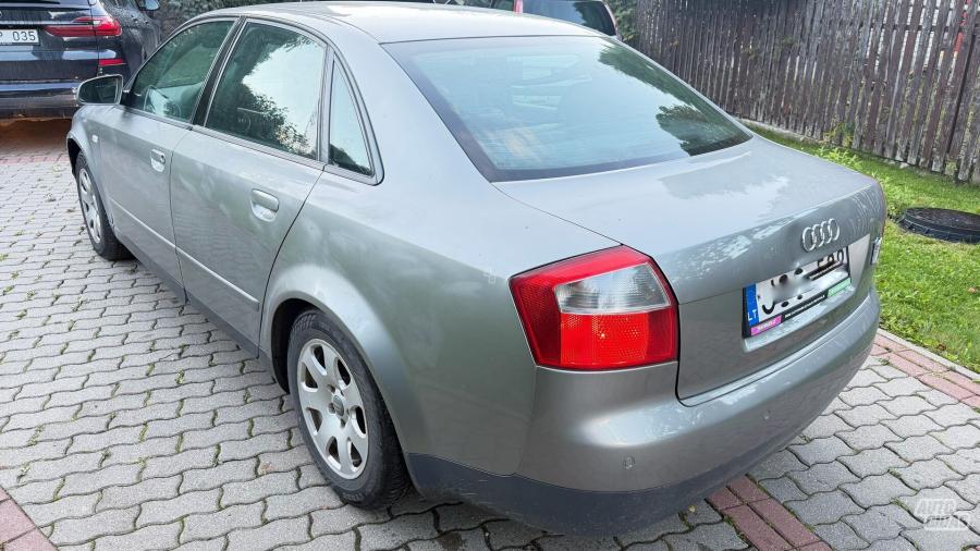 Audi A4 2002 in Vilnius, with an engine capacity of 1.90 L and mileage of 296 thousand km for 650 €, photo 5 on AUTOMOTO.COM.LV