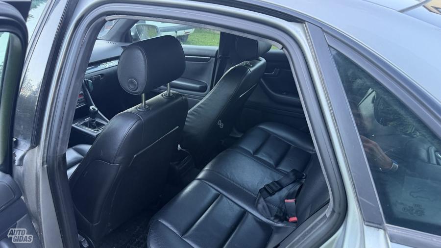 Audi A4 2002 in Vilnius, with an engine capacity of 1.90 L and mileage of 296 thousand km for 650 €, photo 6 on AUTOMOTO.COM.LV