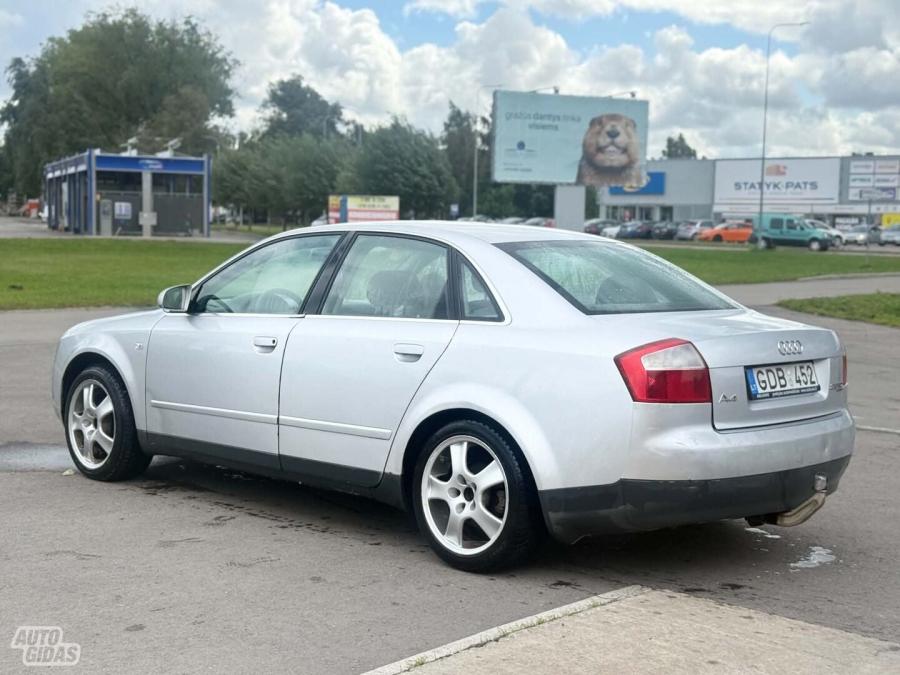 Audi A4 2002 Šilutė, ar dzinēja tilpumu 1.90 L un nobraukumu 450 tūkst. km par 1000 €, foto 7 vietnē AUTOMOTO.COM.LV