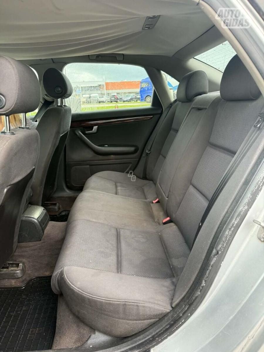 Audi A4 2002 Šilutė, ar dzinēja tilpumu 1.90 L un nobraukumu 450 tūkst. km par 1000 €, foto 10 vietnē AUTOMOTO.COM.LV