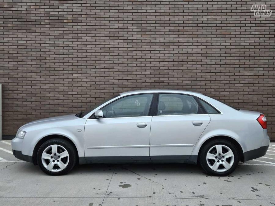 Audi A4 2002 in Vilnius, with an engine capacity of 1.90 L and mileage of 340 thousand km for 1800 €, photo 9 on AUTOMOTO.COM.LV