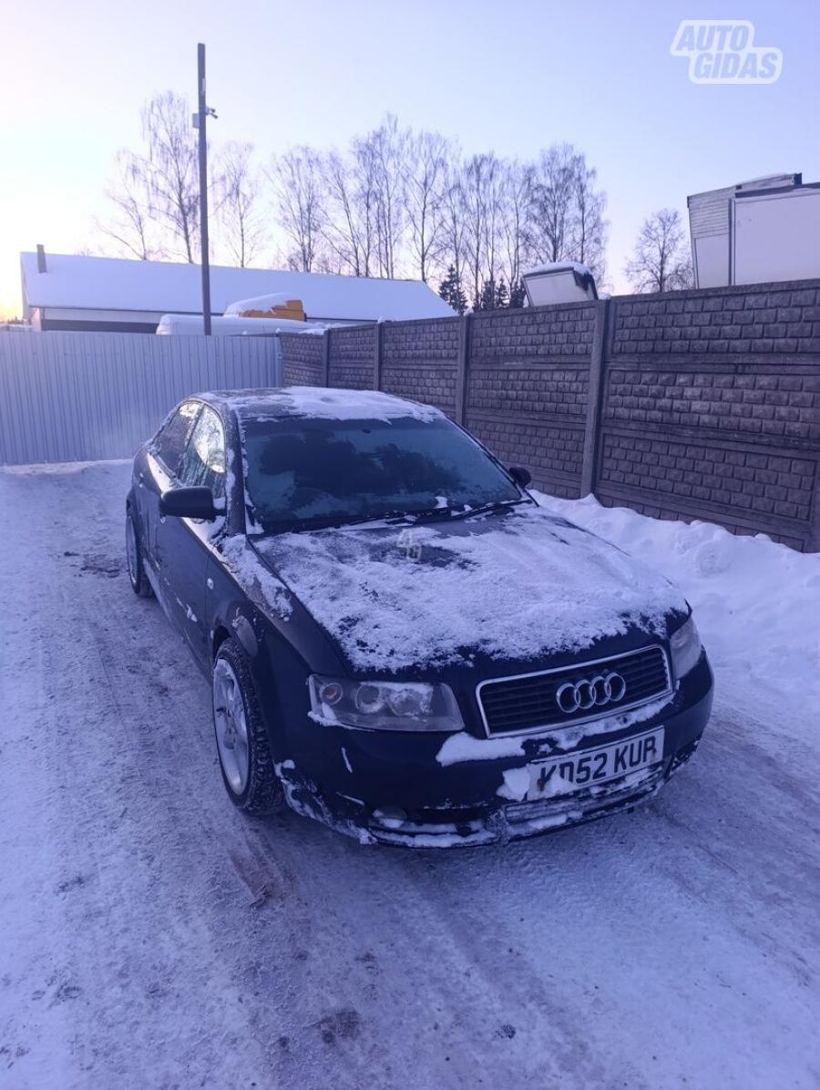 Audi A4 2003 Panevēža, ar dzinēja tilpumu 1.80 L un nobraukumu 180 tūkst. km par 750 €, foto 1 vietnē AUTOMOTO.COM.LV