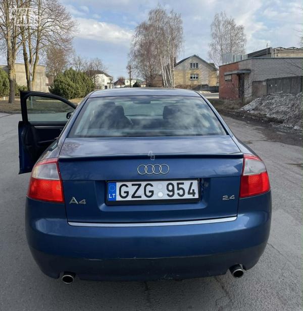 Audi A4 2003 Šauļi, ar dzinēja tilpumu 2.40 L un nobraukumu 40 tūkst. km par 800 €, foto 6 vietnē AUTOMOTO.COM.LV