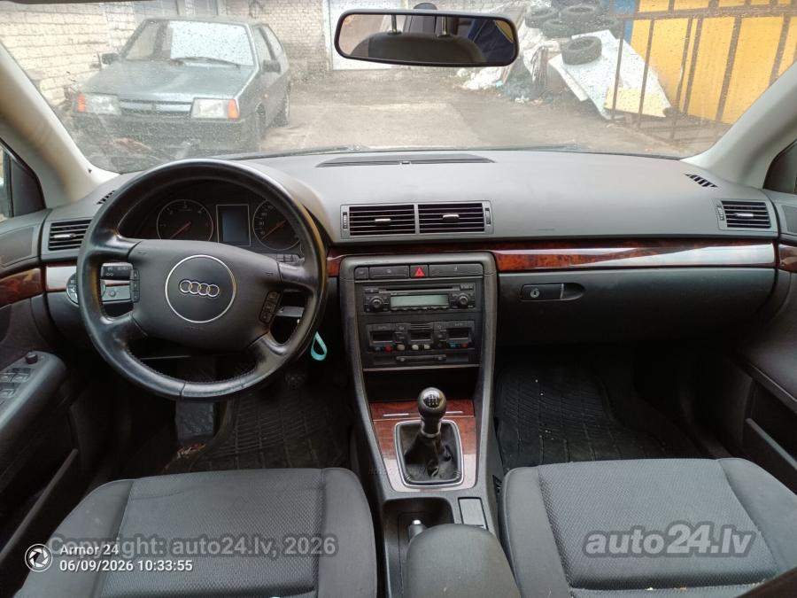 Audi A4 2003 Tallina, ar dzinēja tilpumu 1.90 L un nobraukumu 345 tūkst. km par 1300 €, foto 7 vietnē AUTOMOTO.COM.LV