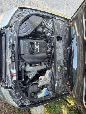 Audi A4 2003 in Cesis, with an engine capacity of 1.80 L and mileage of 377 thousand km for 750 €, photo 9 on AUTOMOTO.COM.LV