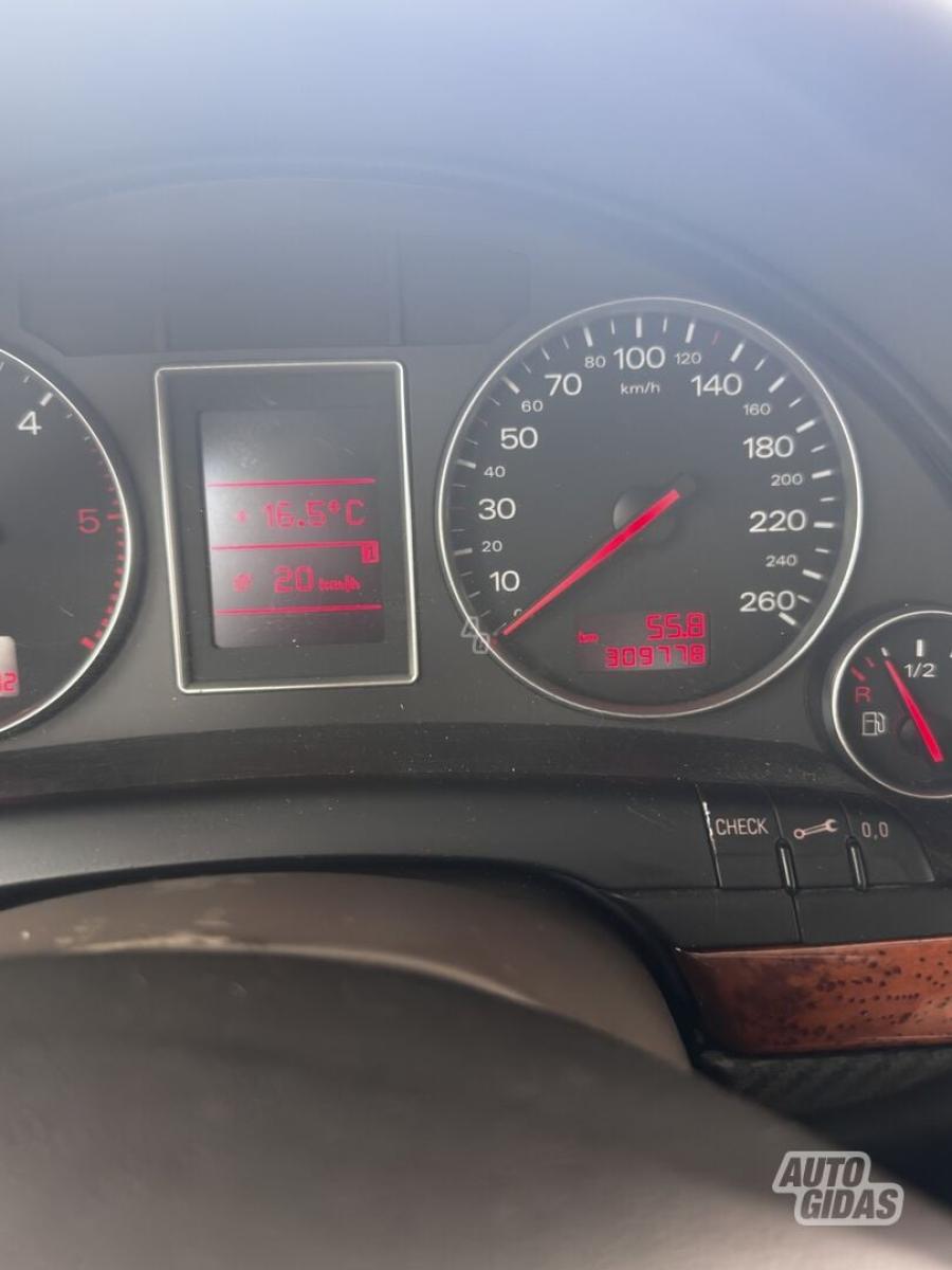 Ауди А4 2003 в Ионава, объемом двигателя 2.50 л и пробегом 310 тыс. км за 1300 €, фото 8 на AUTOMOTO.COM.LV