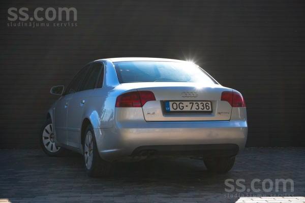 Audi A4 2004 in Riga, with an engine capacity of 2.00 L and mileage of 322 thousand km for 3990 €, photo 4 on AUTOMOTO.COM.LV