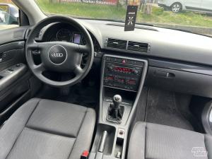 Audi A4 2004 in Siauliai, with an engine capacity of 2.00 L and mileage of 363 thousand km for 599 €, photo 11 on AUTOMOTO.COM.LV