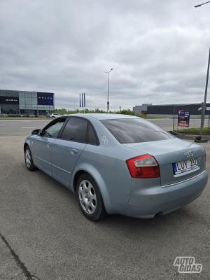 Audi A4 2004 in Siauliai, with an engine capacity of 2.00 L and mileage of 260 thousand km for 1160 €, photo 5 on AUTOMOTO.COM.LV