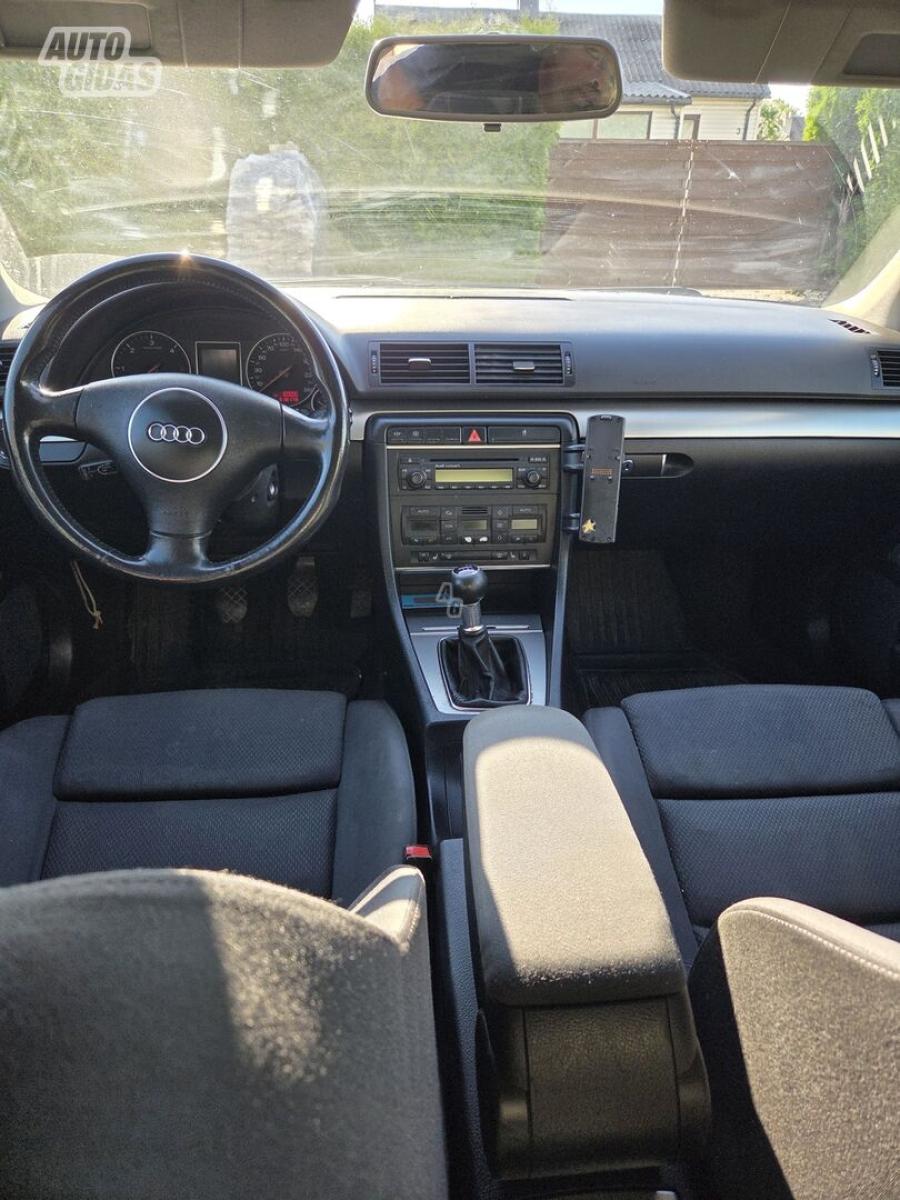 Audi A4 2004 Klaipėda, ar dzinēja tilpumu 2.50 L un nobraukumu 310 tūkst. km par 950 €, foto 13 vietnē AUTOMOTO.COM.LV