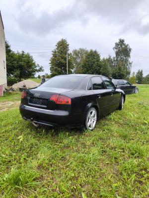 Audi A4 2004 Viļņa, ar dzinēja tilpumu 1.97 L un nobraukumu 332 tūkst. km par 1400 €, foto 5 vietnē AUTOMOTO.COM.LV