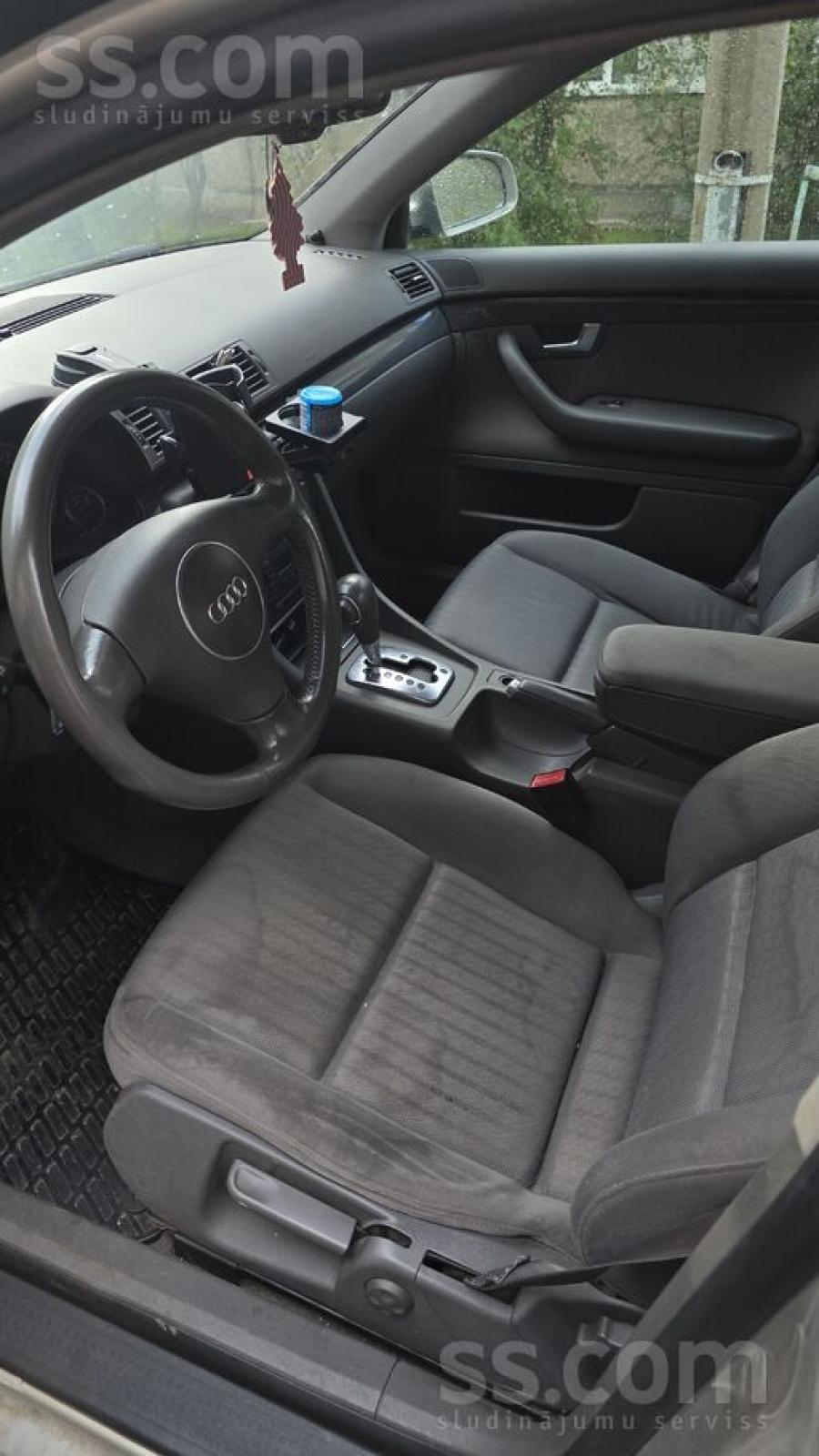 Audi A4 2004 Daugavpils, ar dzinēja tilpumu 1.90 L un nobraukumu 432 tūkst. km par 1700 €, foto 12 vietnē AUTOMOTO.COM.LV