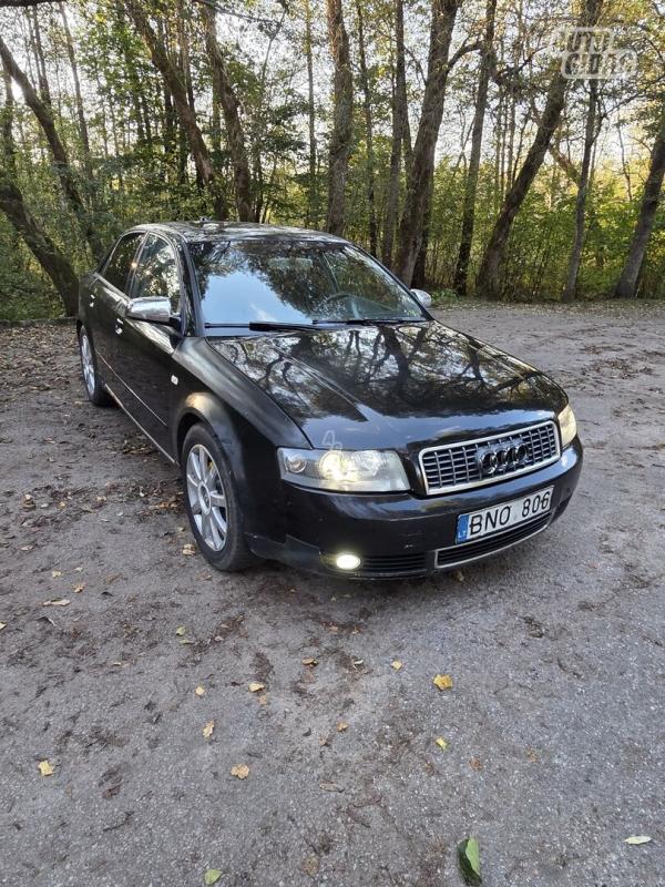 Audi A4 2004 in Klaipeda on AUTOMOTO.COM.LV Audi A4 2004 in Klaipeda, with an engine capacity of 1.80 L and mileage of 333 thousand km for 850 €, photo 7 on AUTOMOTO.COM.LV