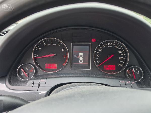Audi A4 2004 Alīta vietnē Audi A4 2004 Alīta, ar dzinēja tilpumu 2.00 L un nobraukumu 252 tūkst. km par 1100 €, foto 8 vietnē AUTOMOTO.COM.LV