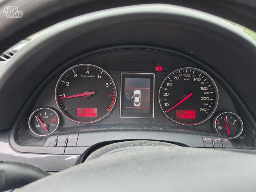 Audi A4 2004 in Alytus, with an engine capacity of 2.00 L and mileage of 252 thousand km for 1100 €, photo 8 on AUTOMOTO.COM.LV